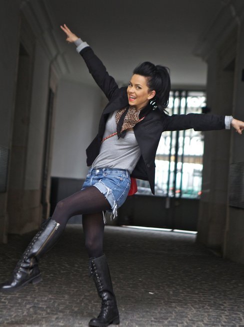 Inna's New Photos (302/311) - Free2Music