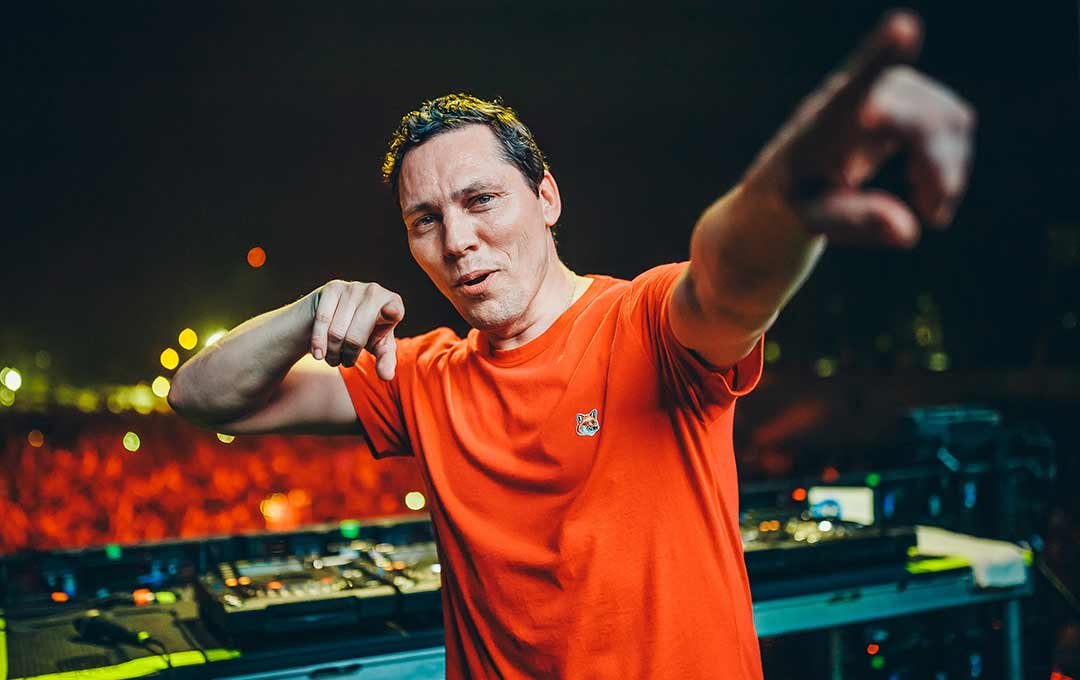 Tiësto - Free2Music